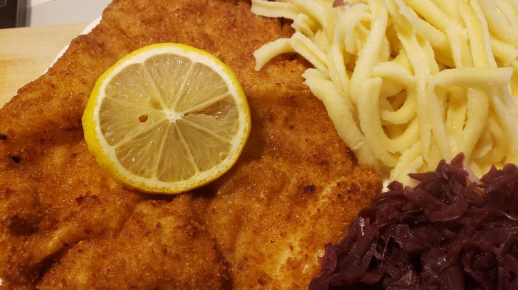 Chicken Curry Potjiekos – South Africa | Frank's Feast